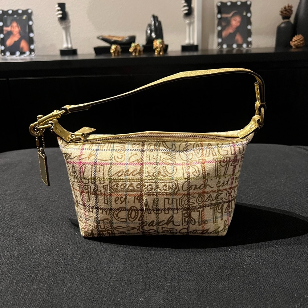 Coach Signature Tattersall Plaid Graffiti Baguette Ba… - Gem